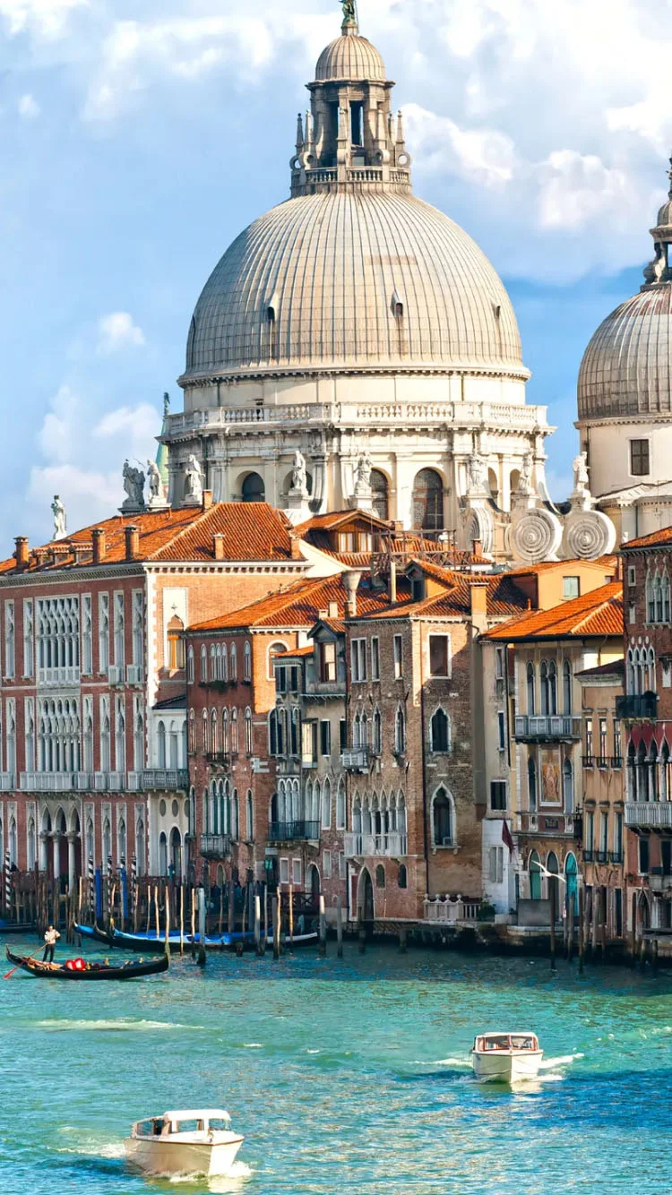 Cheap Business Class Flights to Venice | First Class Flights to Venice